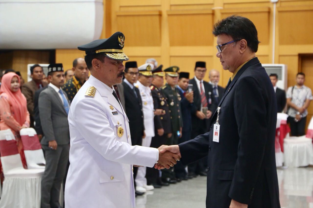 Robert Simbolon Resmi Jadi Penjabat Gubernur NTT - Poros Nusantara