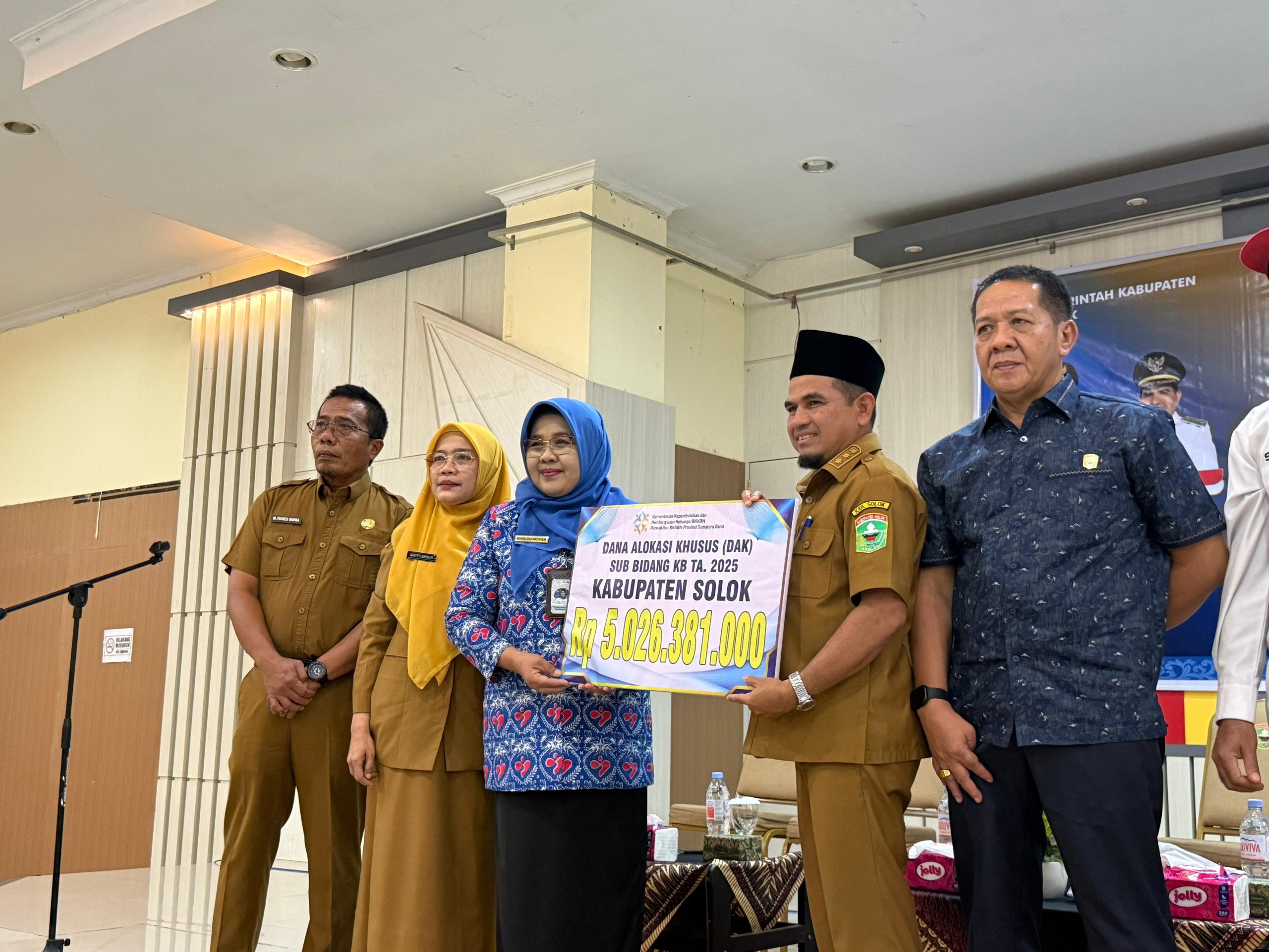 Kordinasi dan penyerahan dana kepada Tim Percepatan Penurunan Stunting ...